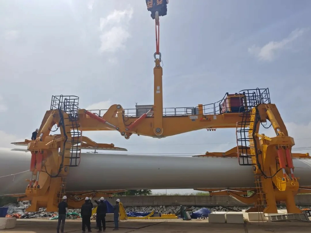 Chirongwa che10MW Wind Blade Lifting Clamp chakapedzwa muSouth Korea ...